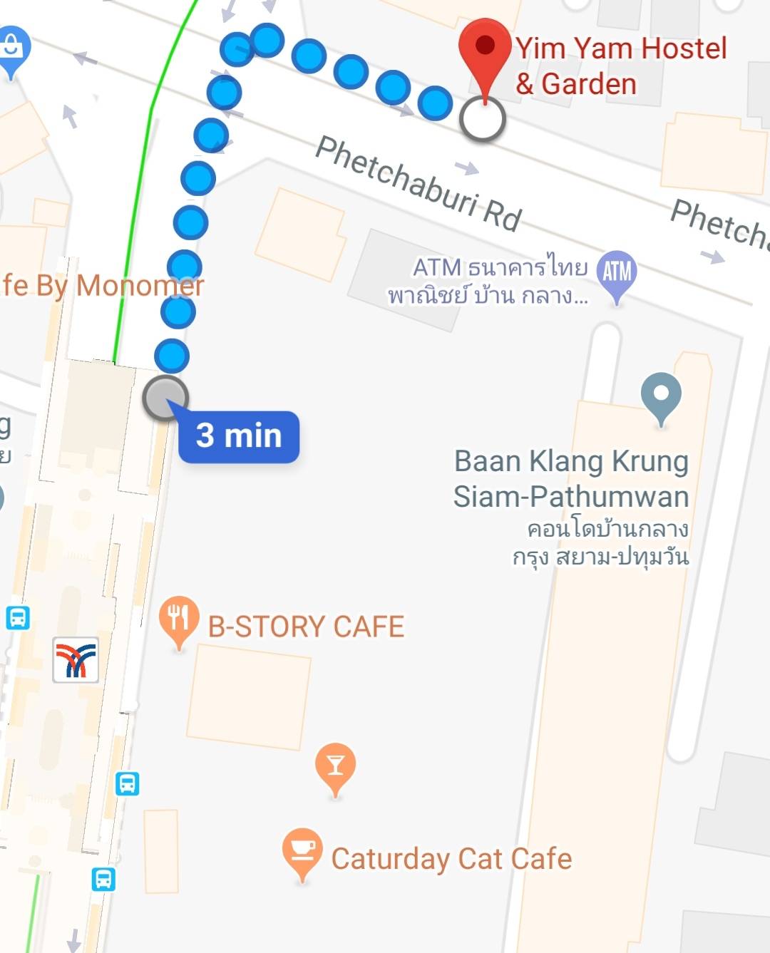 【Yim Yam Hostel】ラチャテウィー駅すぐ！裏庭が素敵なカフェ | Asian Traveller from バンコク