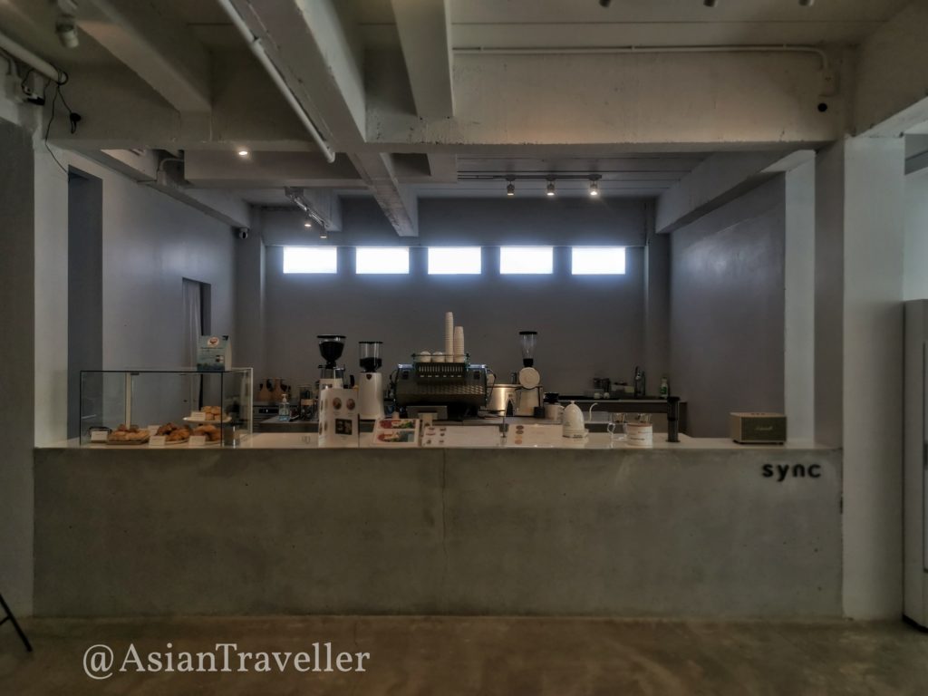 【sync coffee bar & roastery】プーケット・カマラビーチで外国人に人気のカフェ | Asian Traveller from バンコク